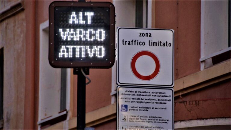 Ztl e mobilità aziendale: auto più connesse e città più isolate, il ...