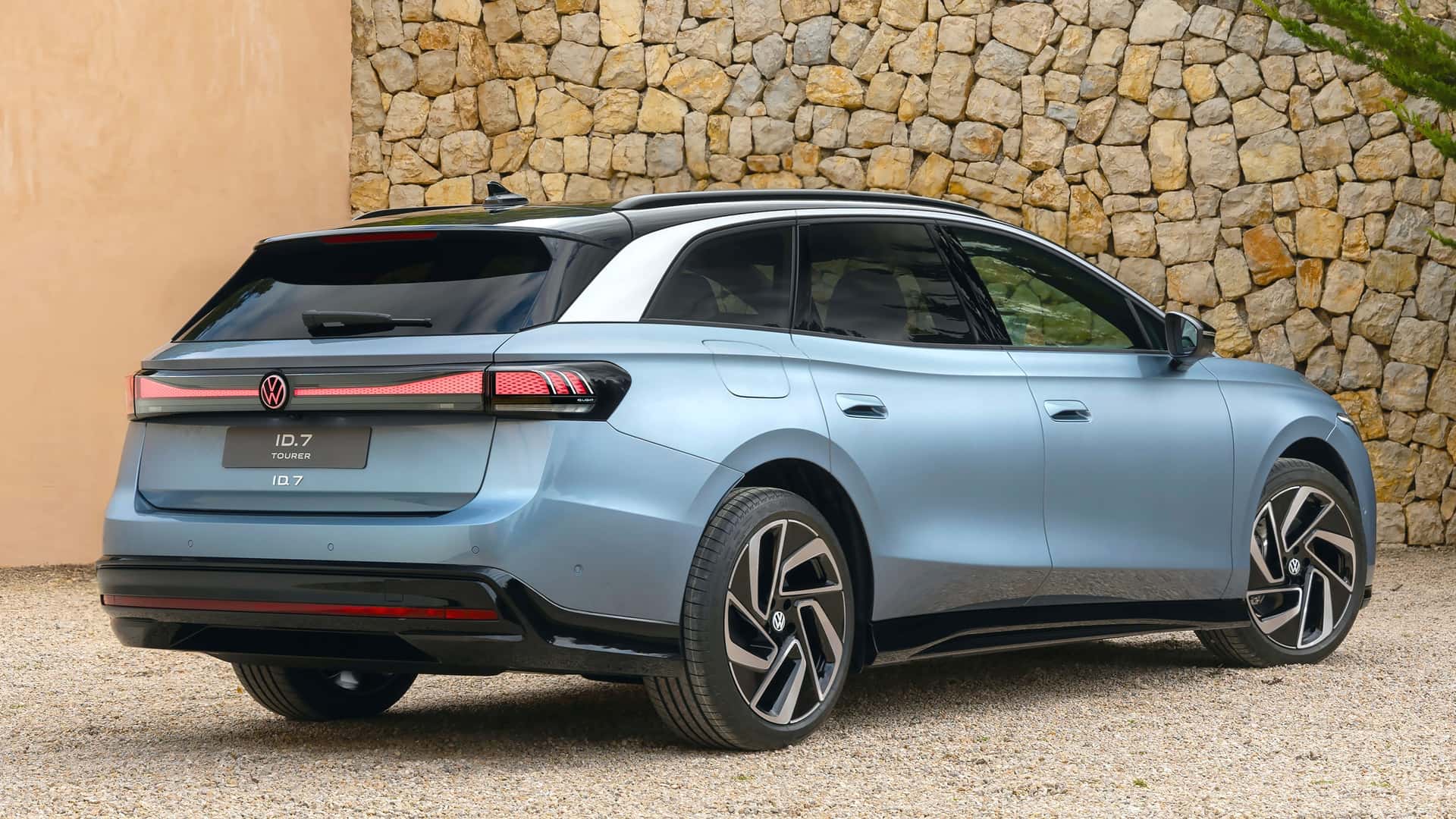 ID.7 Tourer: la familiare sui passi della Passat Tdi | Missionline