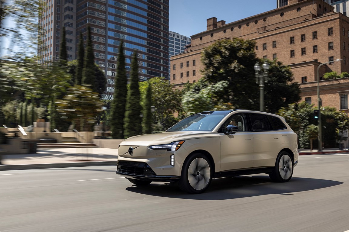 Nuove ammiraglie Volvo: EX90 e XC90 2025 | Missionline