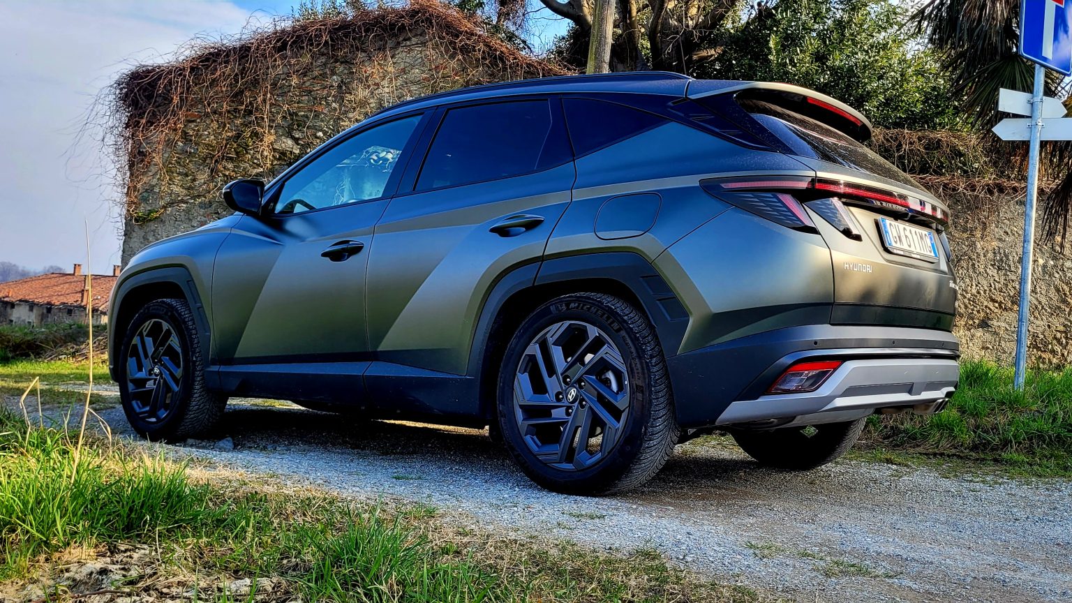 Hyundai Tucson Phev 2025, 20enne dotata e ricca | Missionline