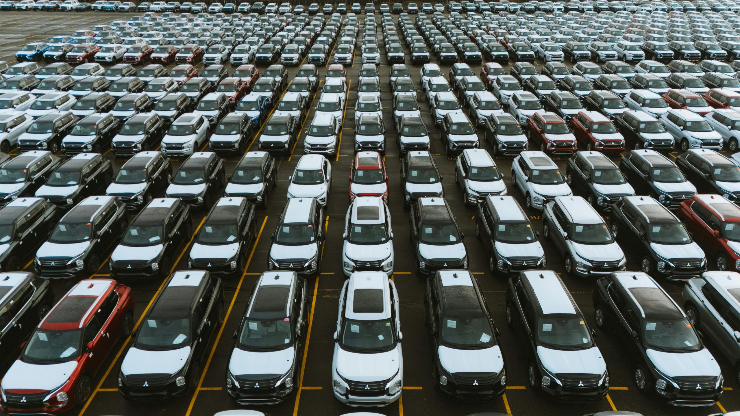Mercato auto e furgoni Italia, il 2026 parte da un 2025 modesto ...