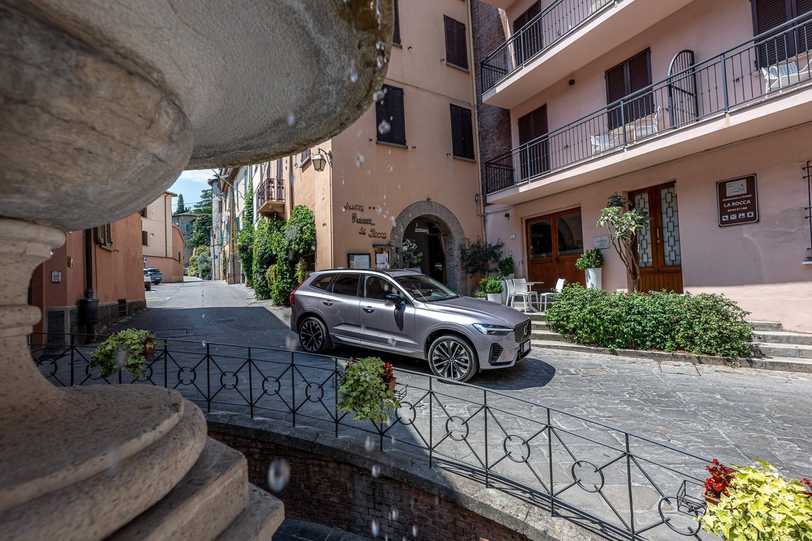 Cross Country Bev e Suv Plugin: le novità 2026 Volvo | Missionline